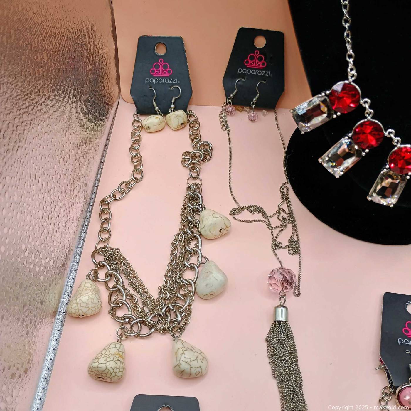 10 new Paparazzi necklace & earring sets | Maxsold