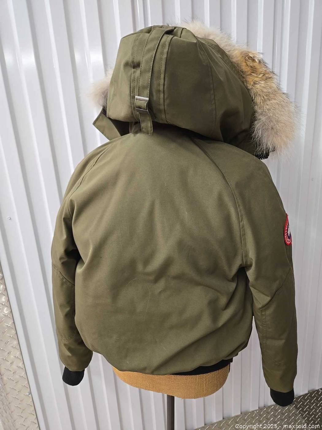 Canada Goose Chilliwack Bomber XS Olive | Maxsold