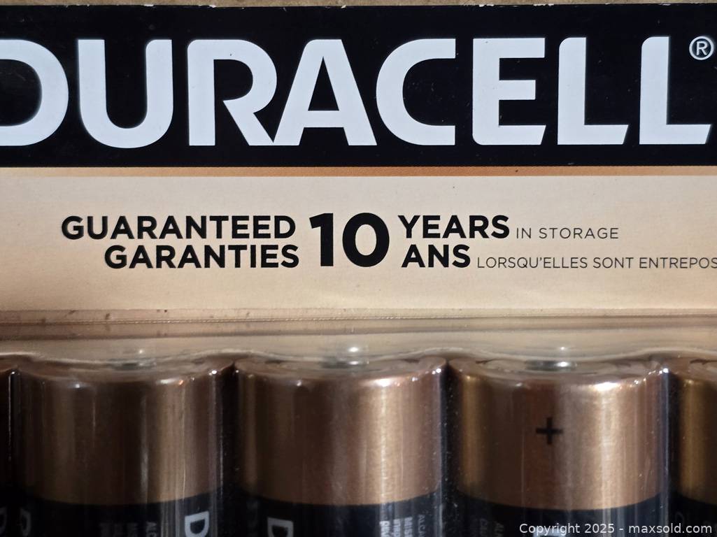 Duracell C14 alkaline batteries, pack of 14 | Maxsold