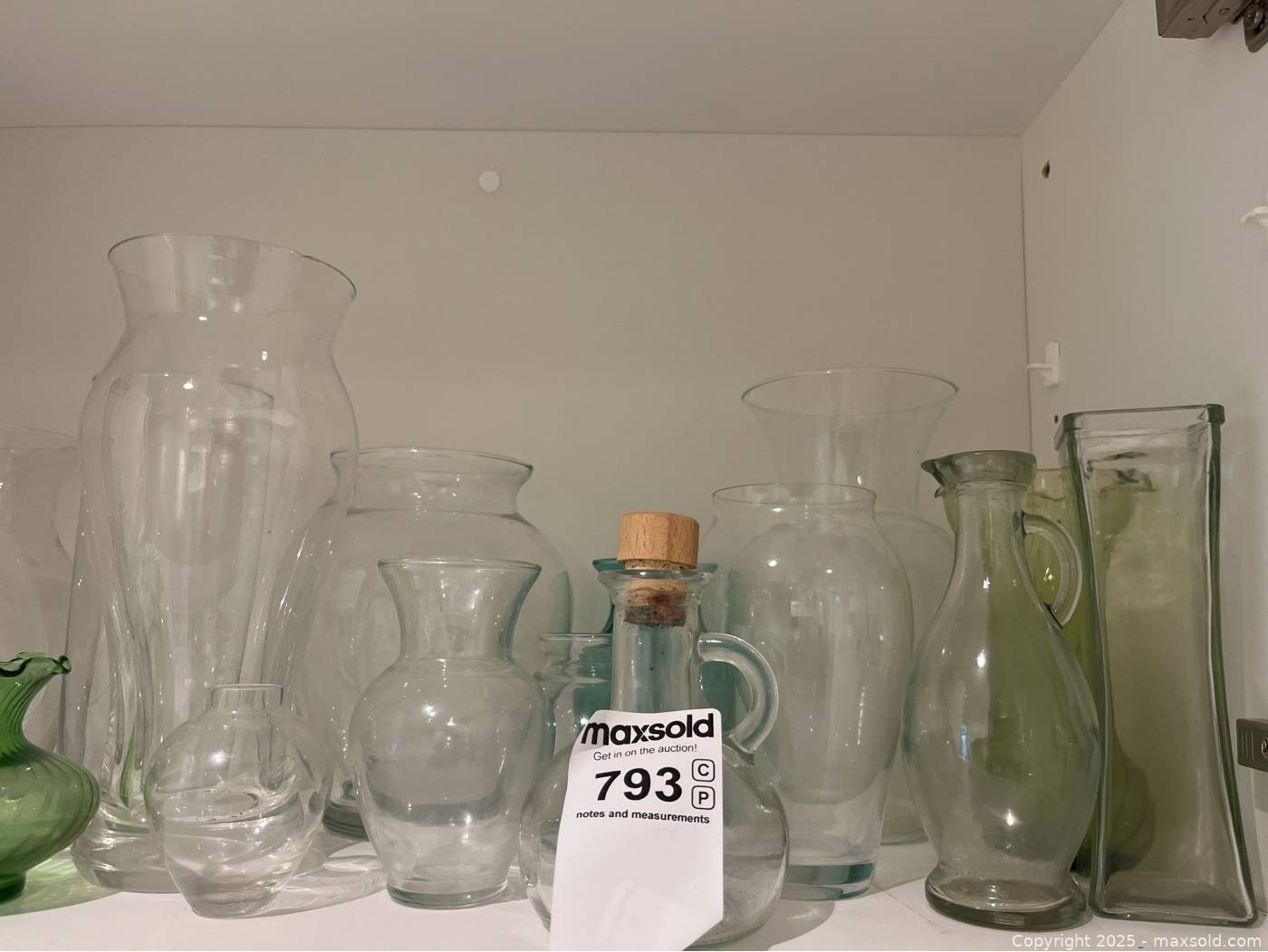 Assorted glass vases, approx. 16 pieces | Maxsold