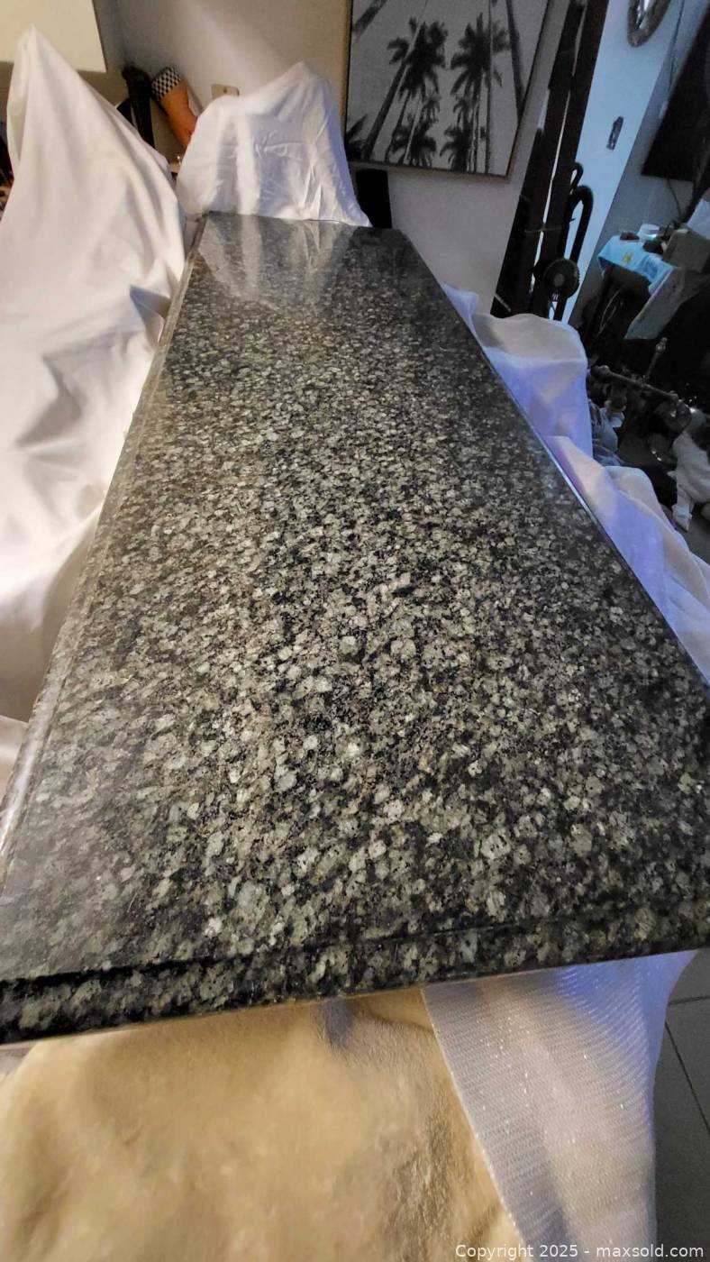 Granite bar countertop slab 72" x 24" x 1.25" | Maxsold