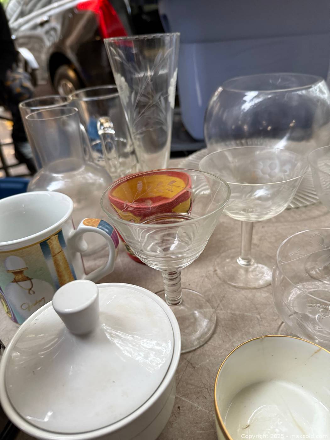 Large mixed kitchenware lot | Maxsold