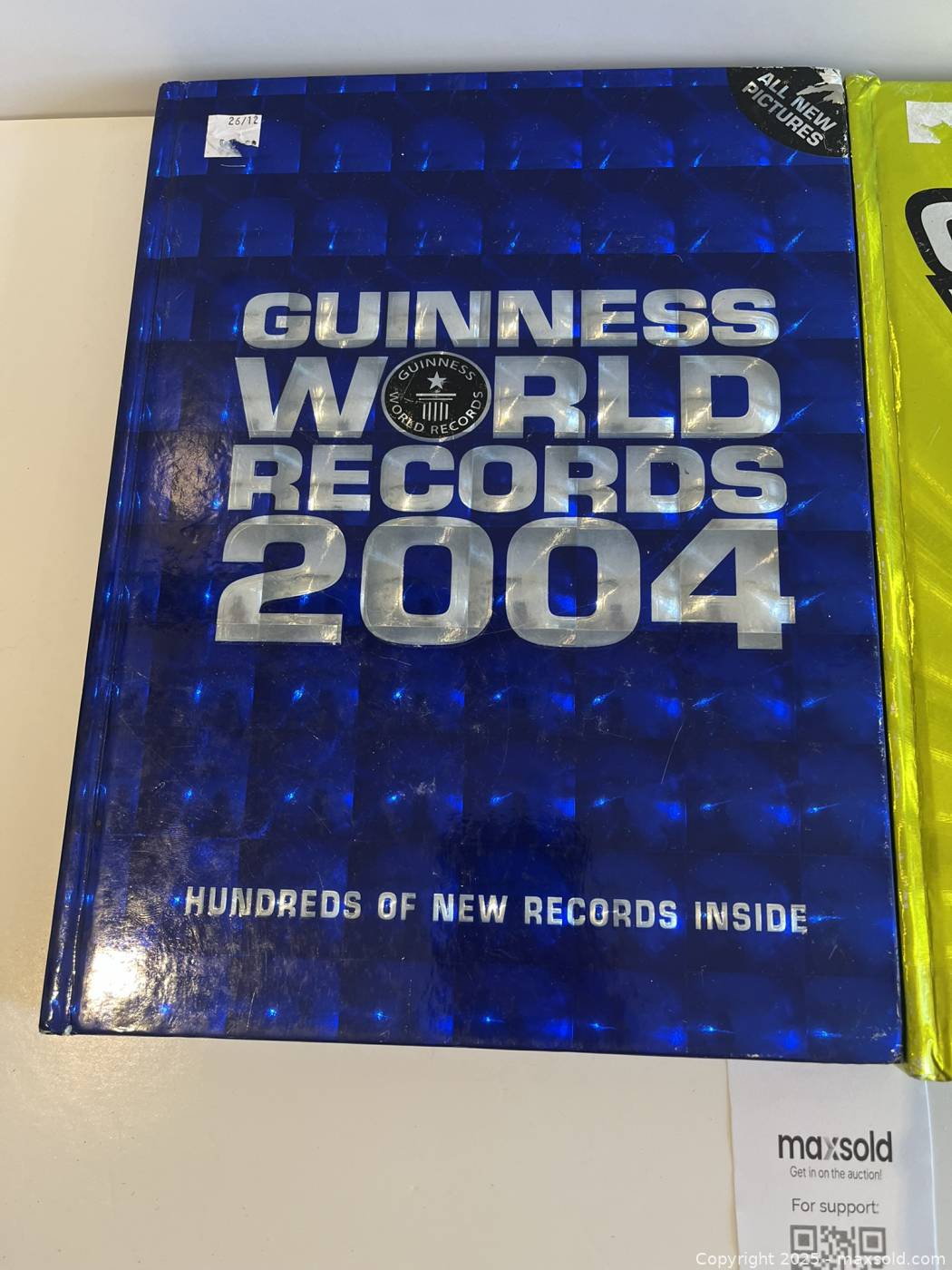 Guinness World Records 2004 & 2009 Books | Maxsold