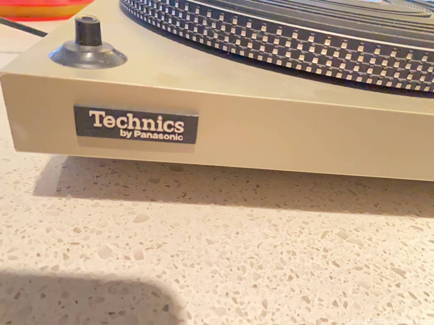 Technics by Panasonic turntable | Maxsold