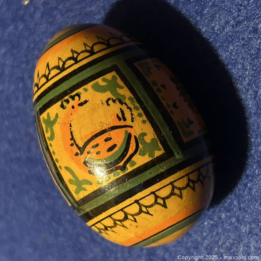 Vintage painted wood Easter eggs USSR | Maxsold