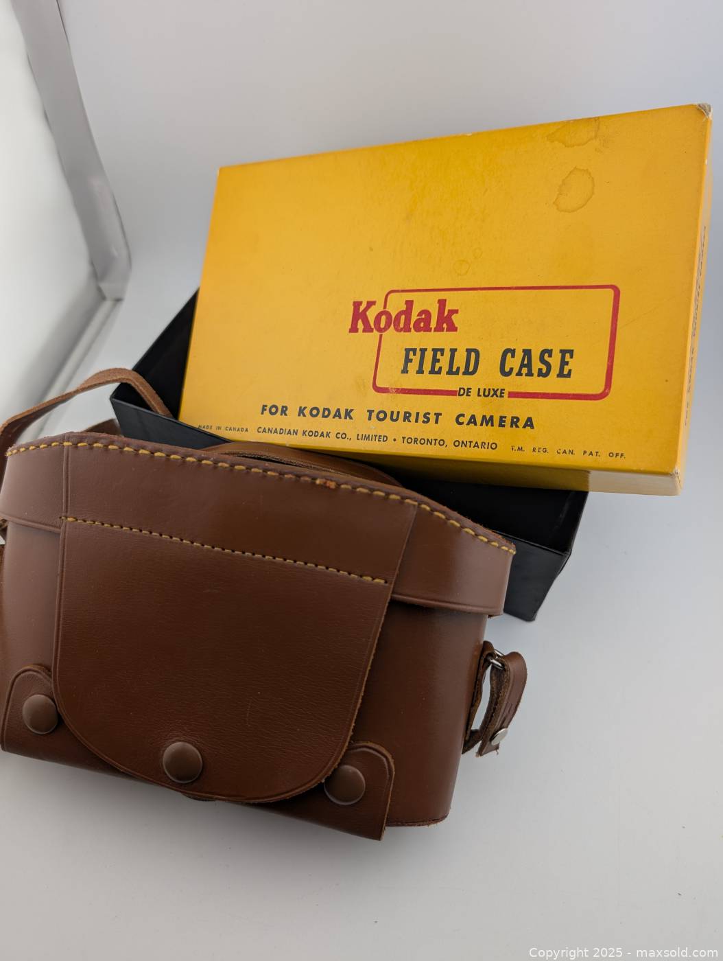 Kodak Tourist II camera with field case and adapter kit | Maxsold