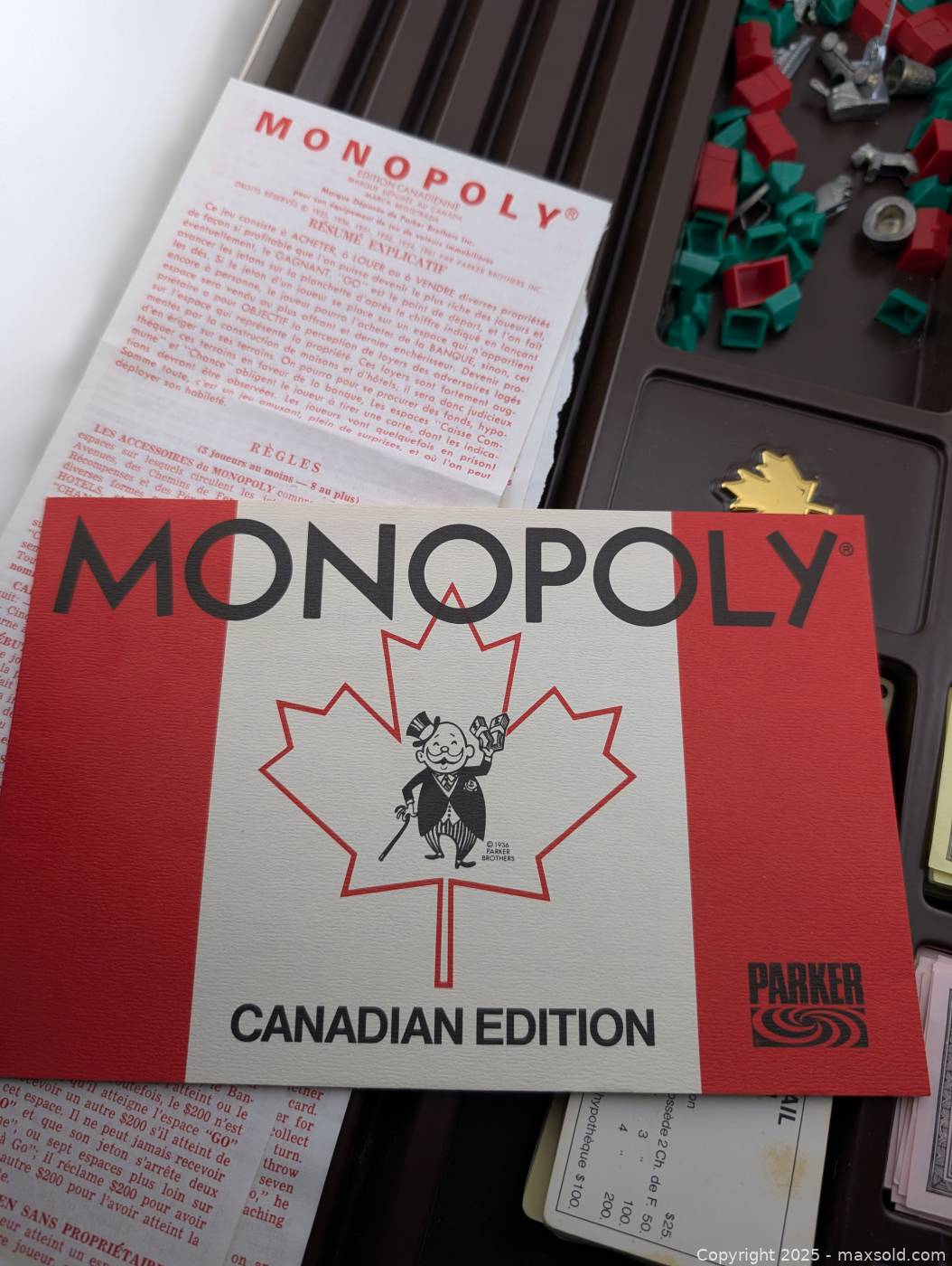1961 Parker Brothers Monopoly Canadian Edition board game | Maxsold