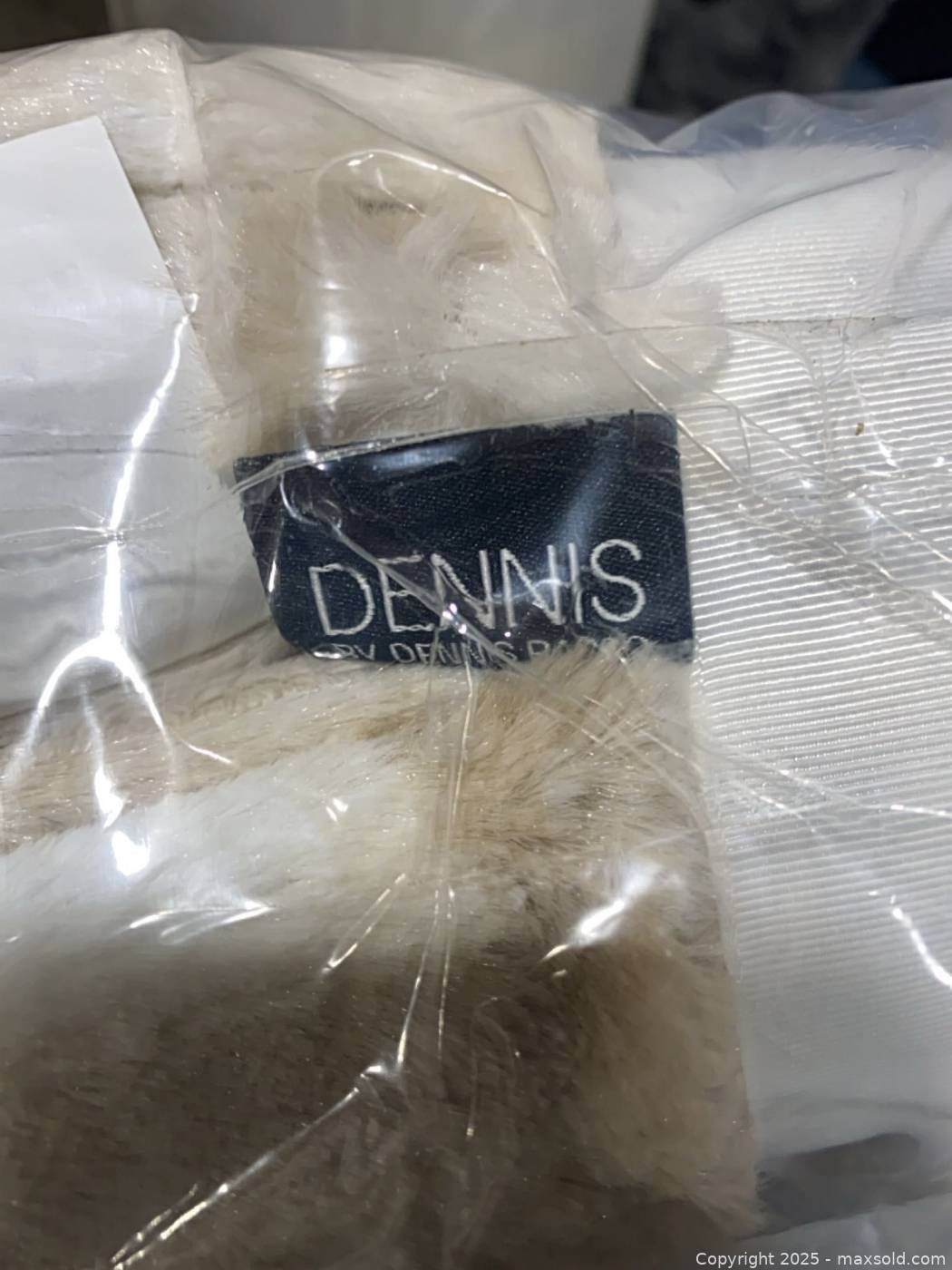 Dennis Basso faux-fur throw blankets with storage bin | Maxsold