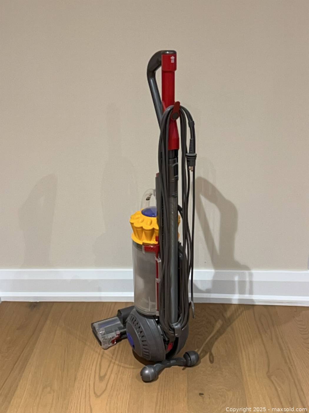 Dyson DC66 Upright Vacuum Cleaner | Maxsold