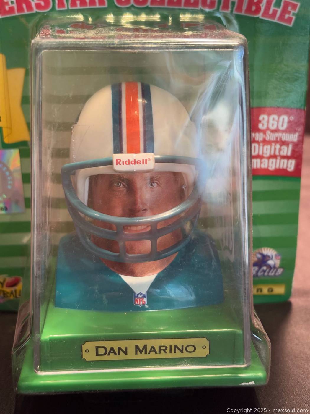 Dan Marino 1998 Riddell Game Greats Superstar collectible helmet | Maxsold