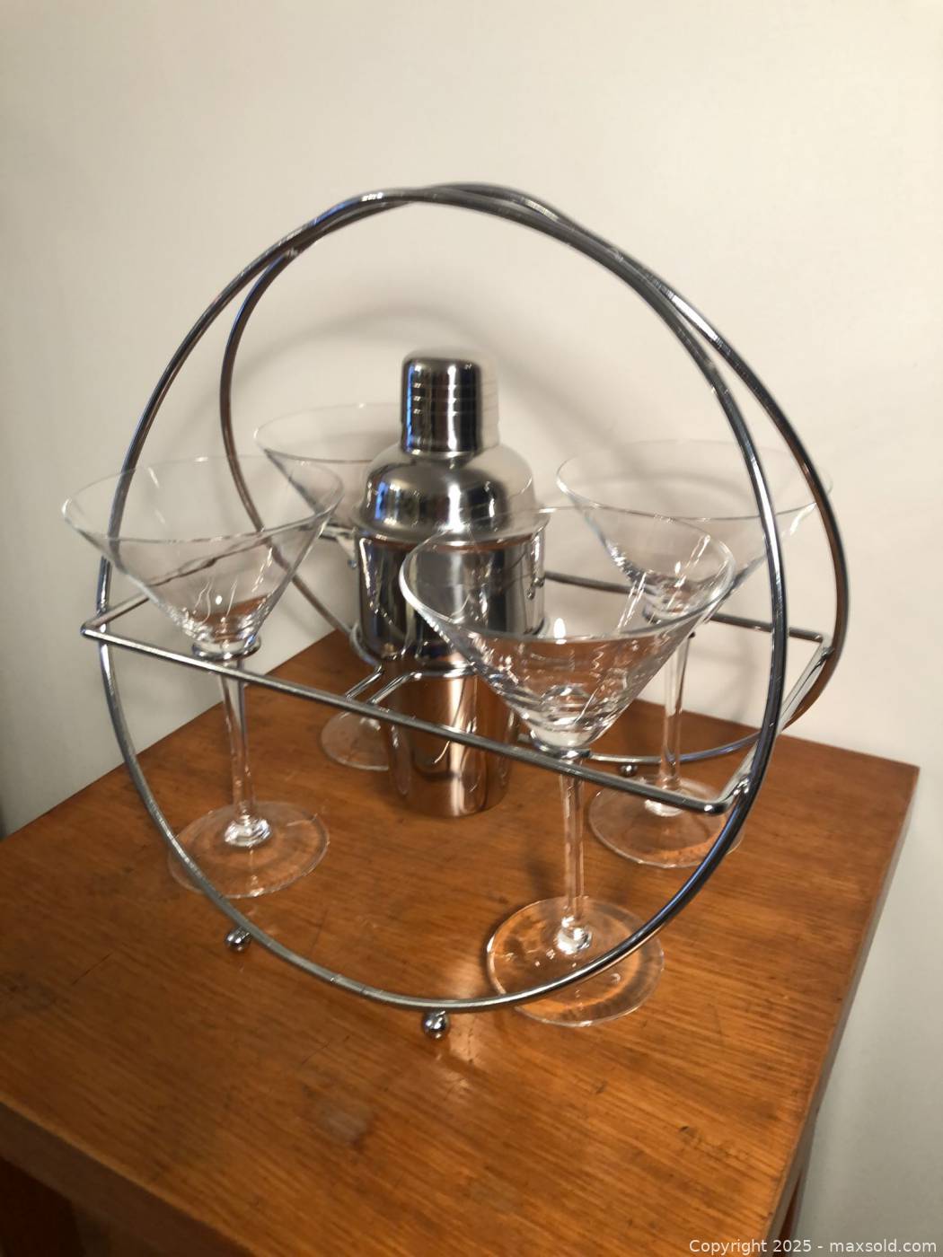 Vintage Martini Set | Maxsold