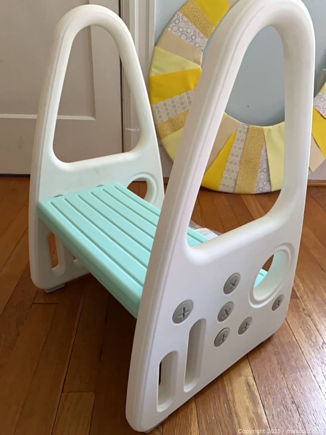 Plastic kids step stool with hardware | Maxsold