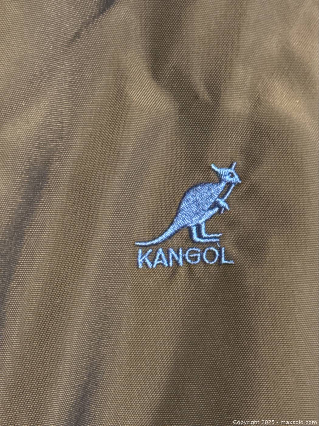 Kangol men’s full-zip jacket size M | Maxsold