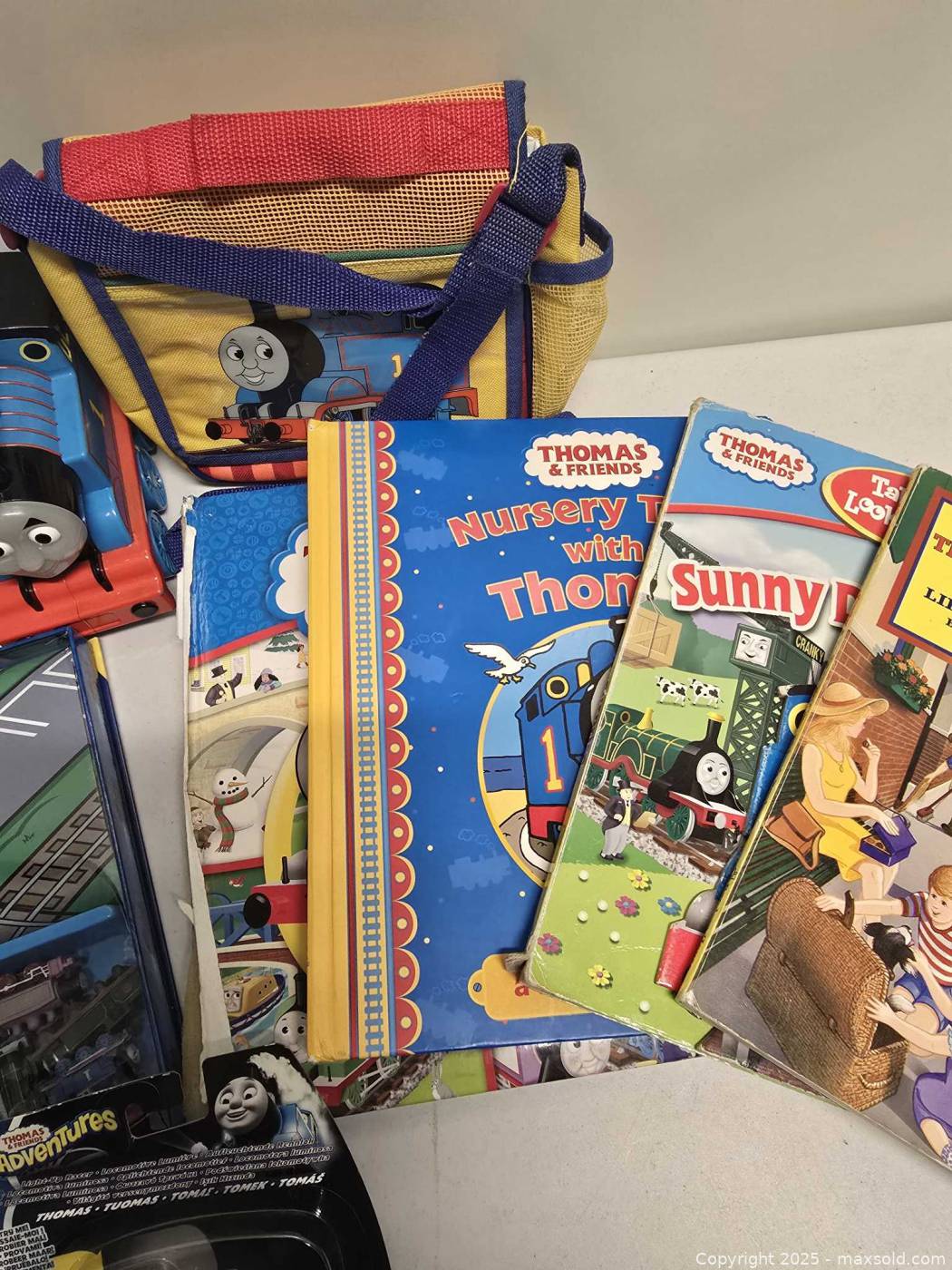 Thomas & Friends TrackMaster set, carry bag, Busy Book & 4 hardcover ...