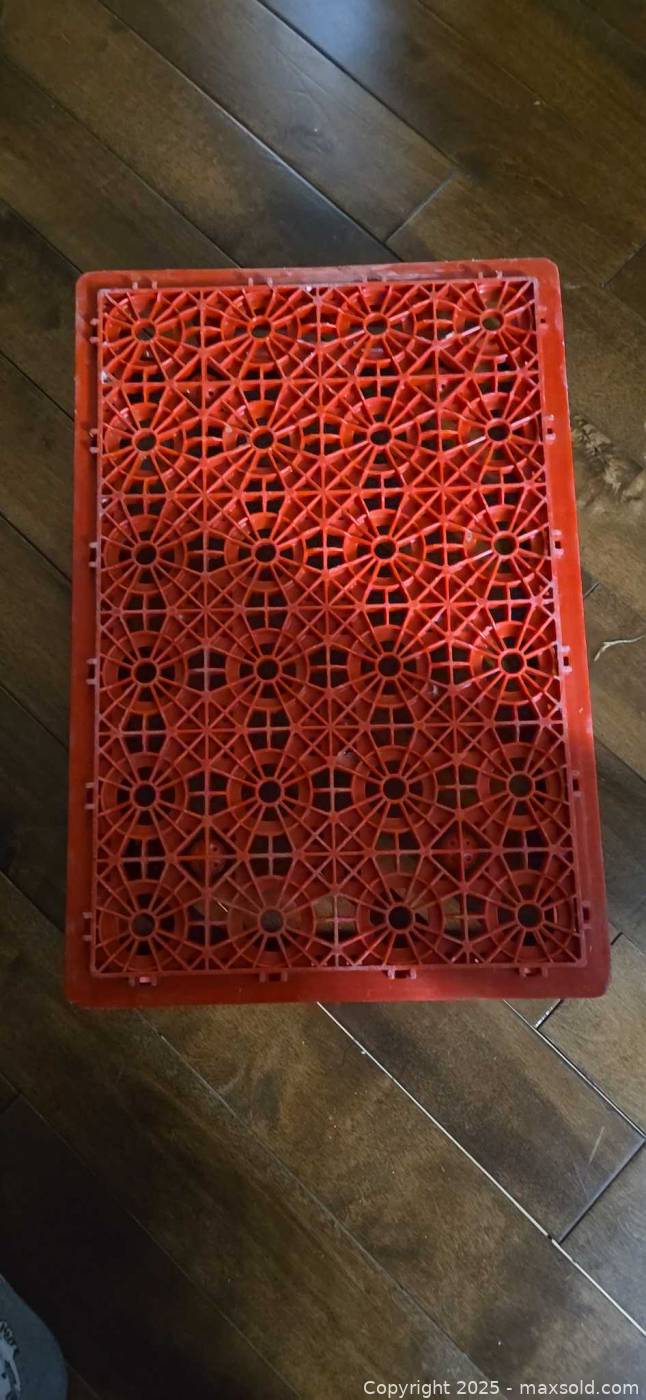 Coca-Cola red plastic beverage crates | Maxsold
