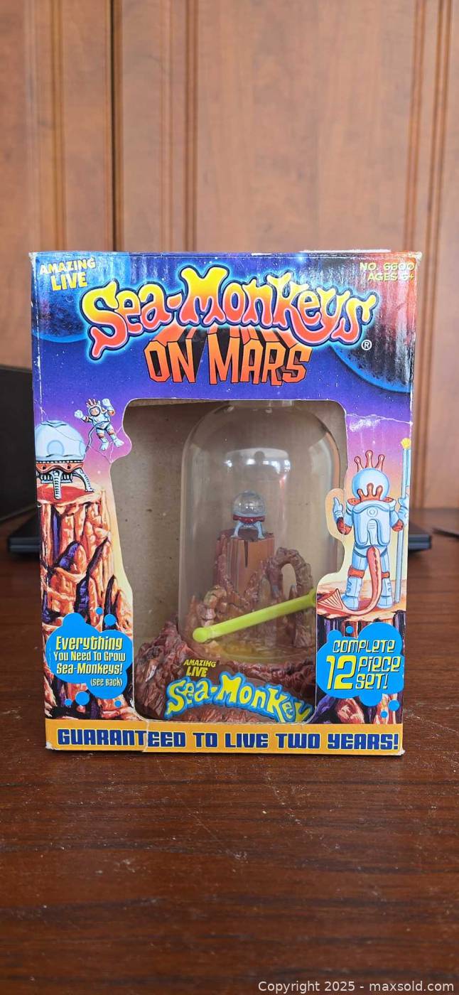 Sea-Monkeys On Mars live hatching kit | Maxsold