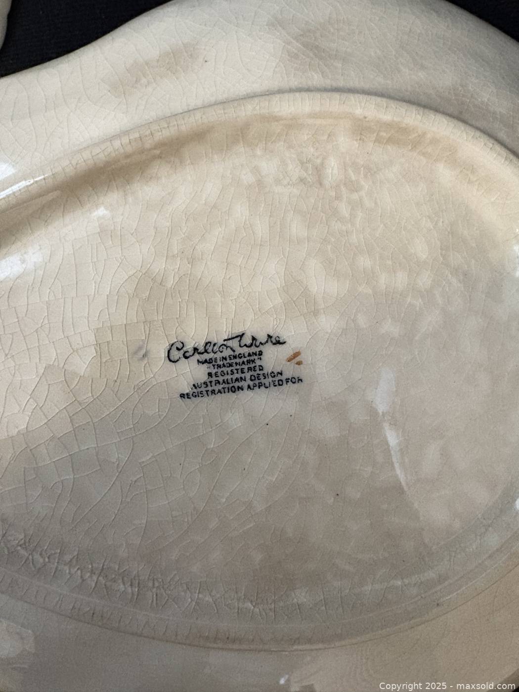 Pair Carlton Ware Foxglove serving dishes | Maxsold