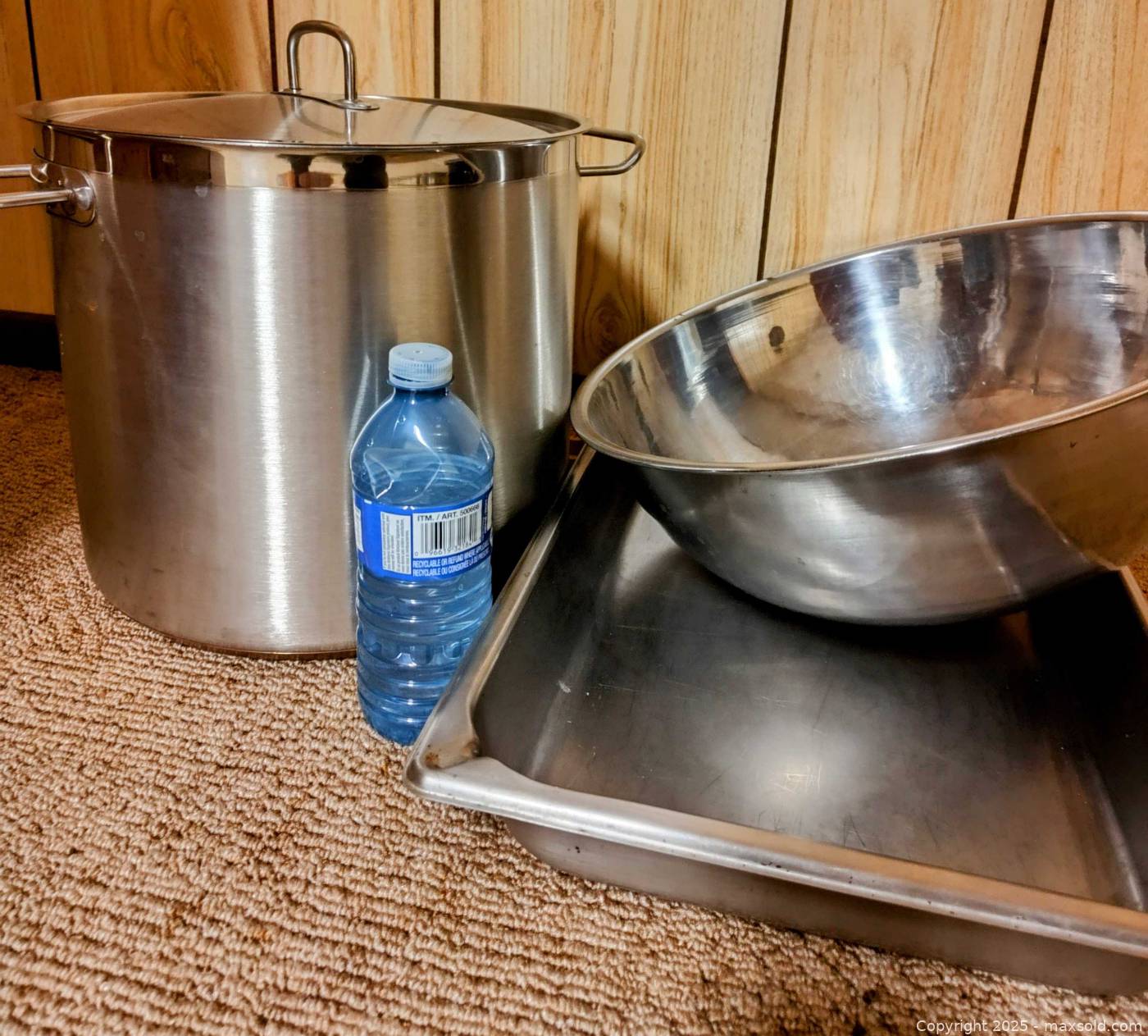 Stainless Stock Pot, Mixing Bowl, Deep Sheet Pan | Maxsold