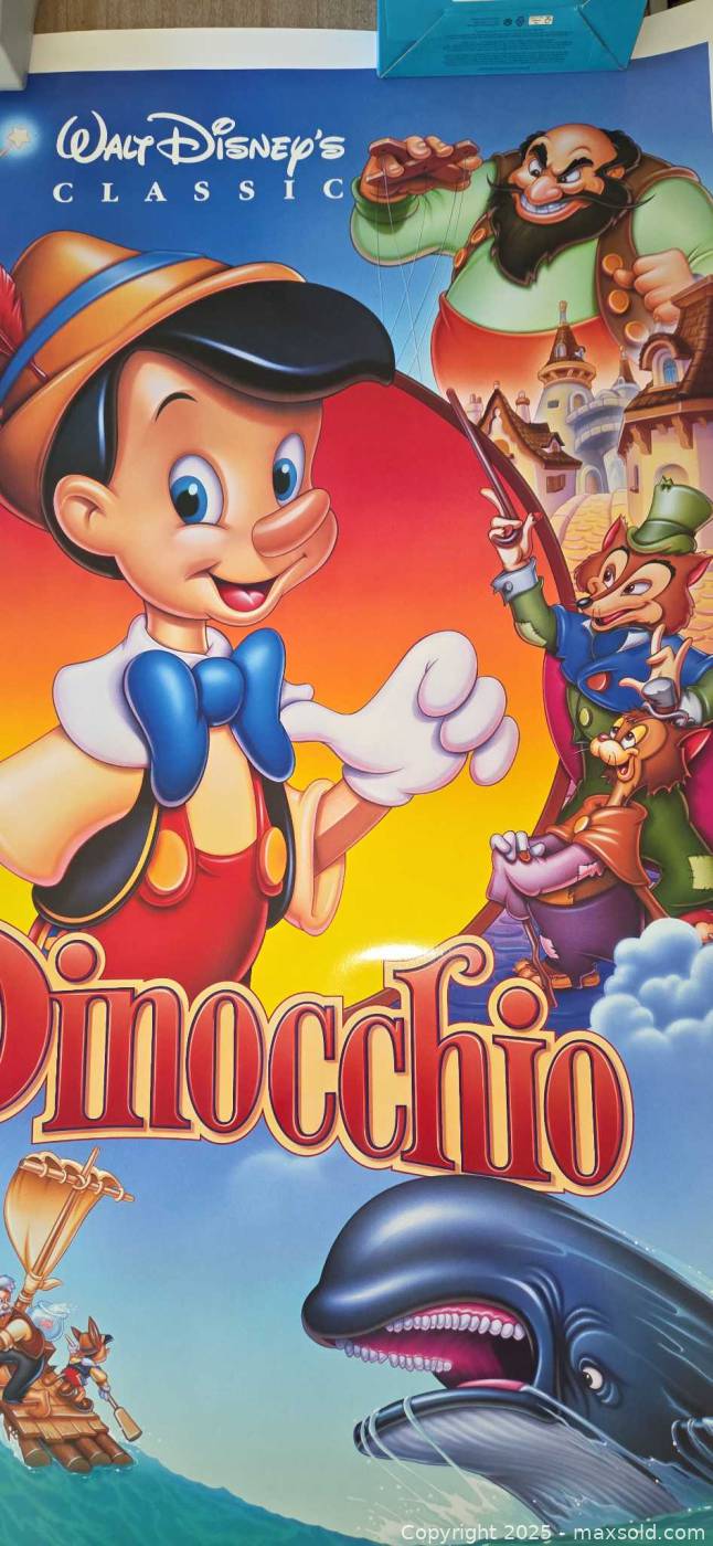 Double-sided movie theatre posters 6 pcs | Maxsold