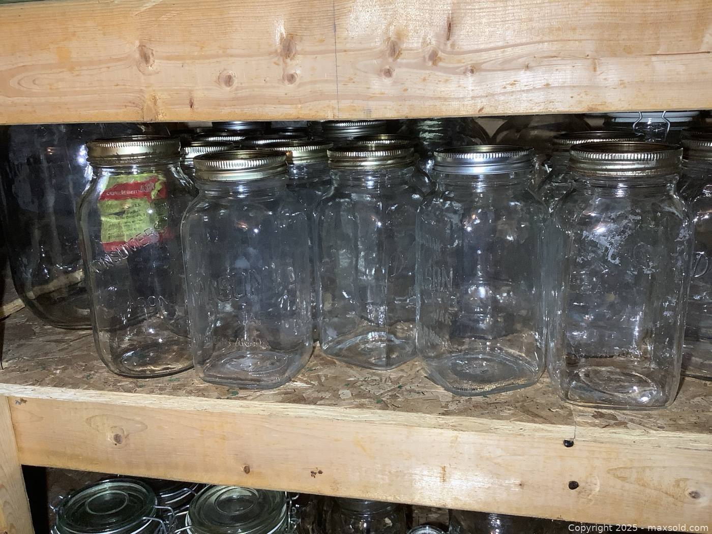 Glass canning jars with lids, unused lids | Maxsold