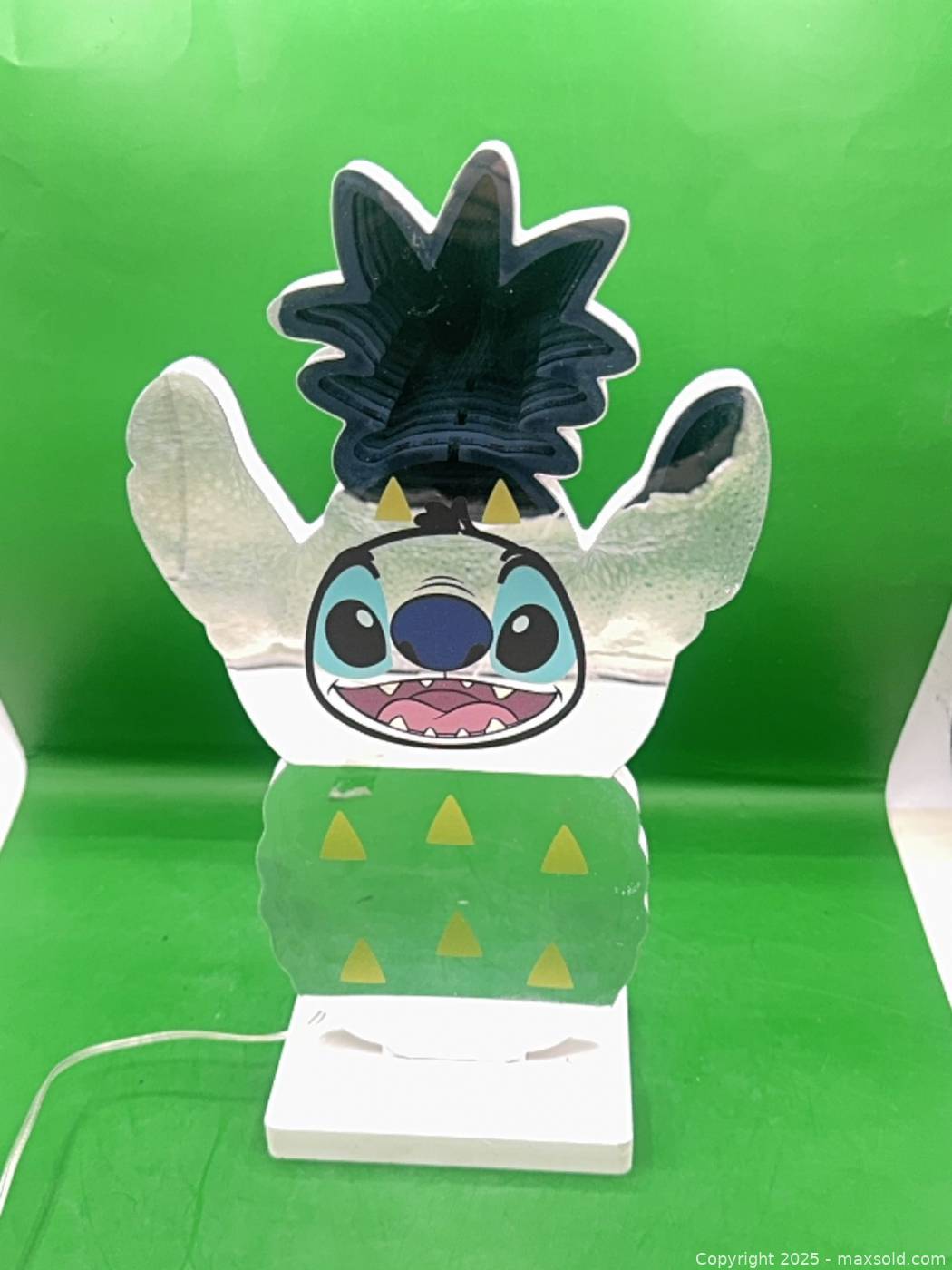 Enesco Disney Stitch in Pineapple Infinity Mirror | Maxsold