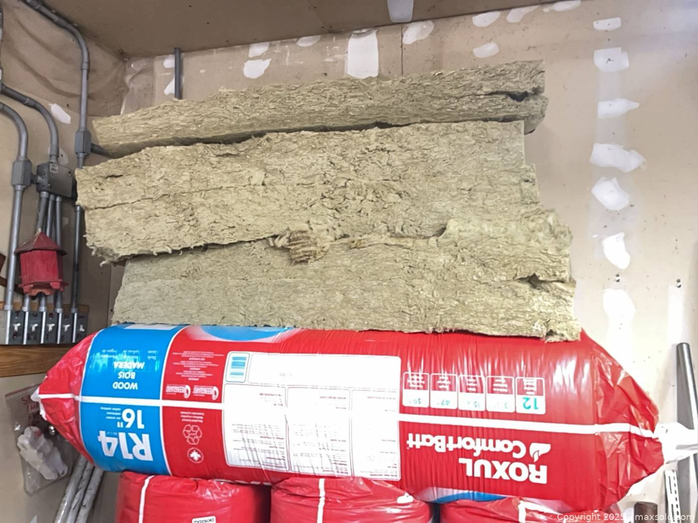 Roxul ComfortBatt R14 mineral wool insulation | Maxsold