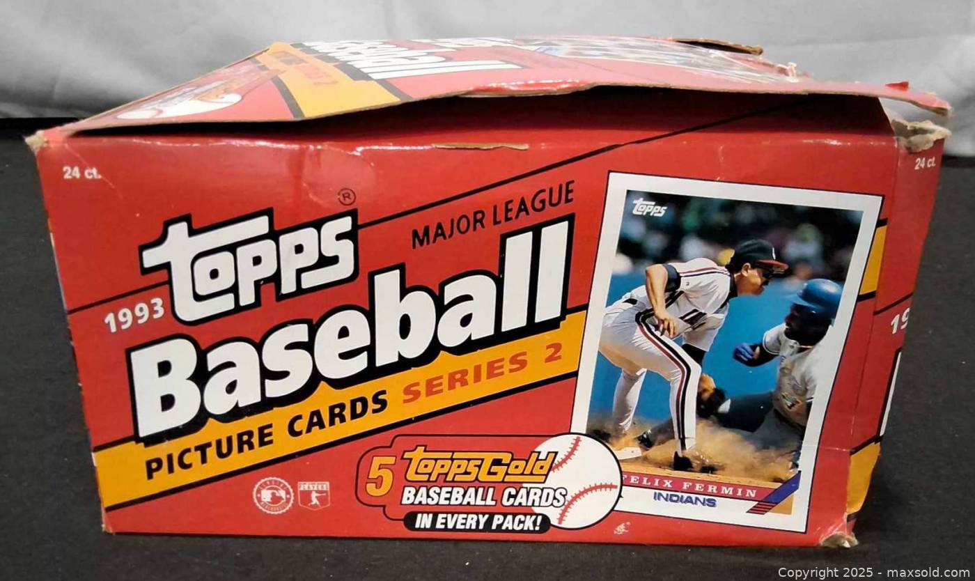 1993 Topps Series 2 Baseball Retail Box | Maxsold