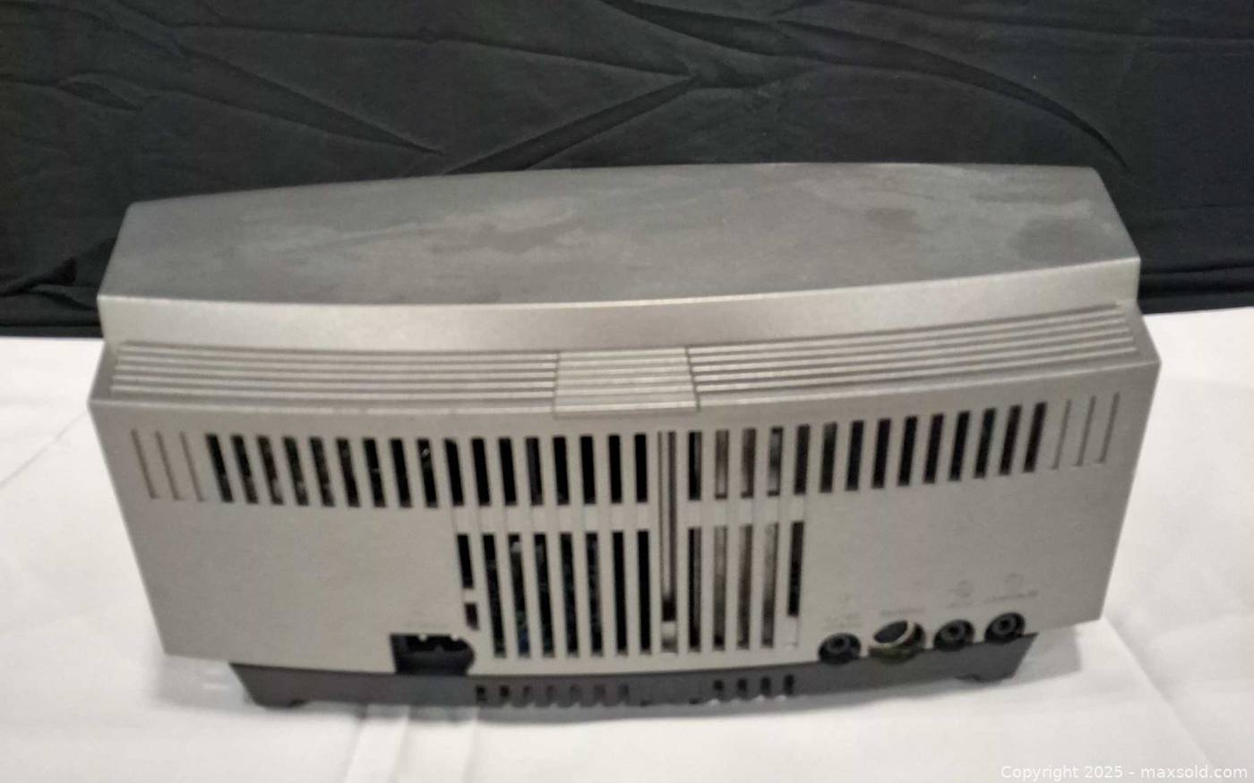 Bose Wave Music System with Remote | Maxsold