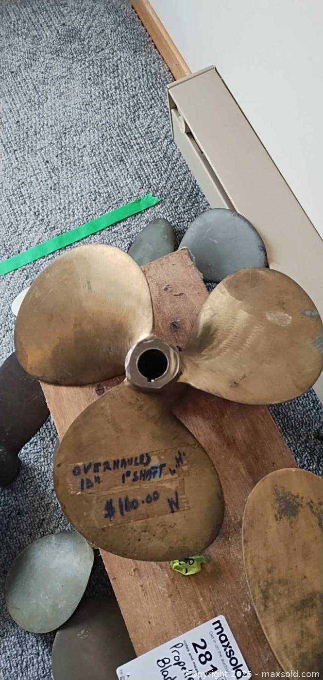 Assorted Bronze Brass Aluminum Stainless Boat Propellers | Maxsold