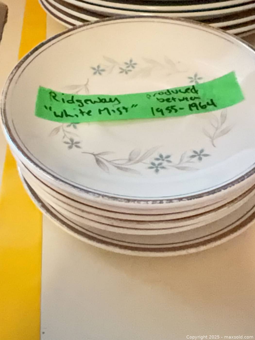 Ridgway White Mist & assorted English china | Maxsold