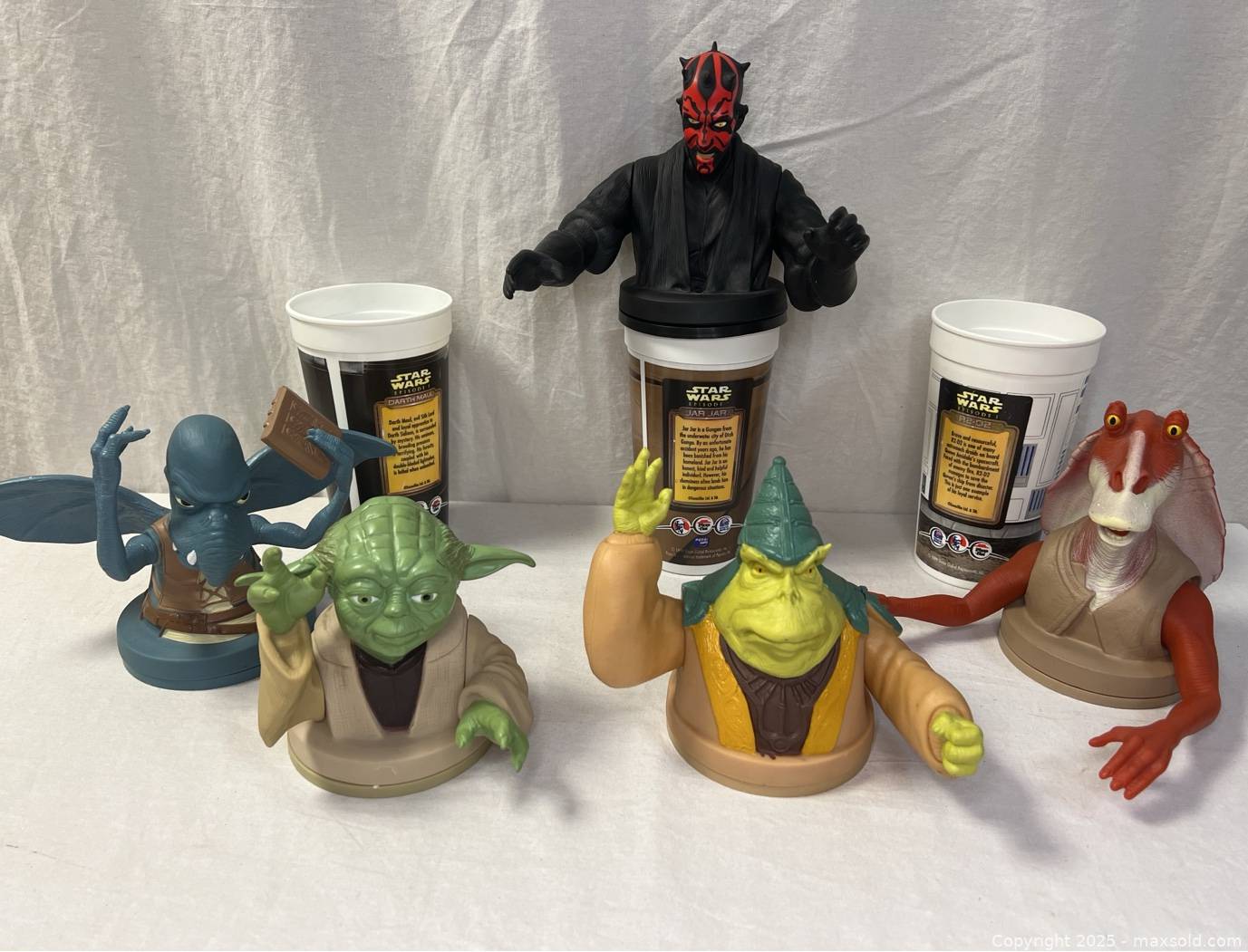 1999 Star Wars Episode I cup toppers & cups | Maxsold