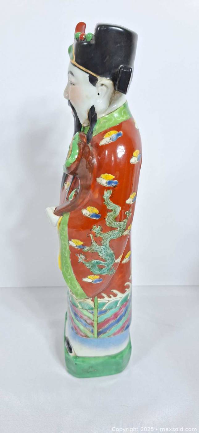 Fu Lu Shou famille-rose porcelain figurines | Maxsold