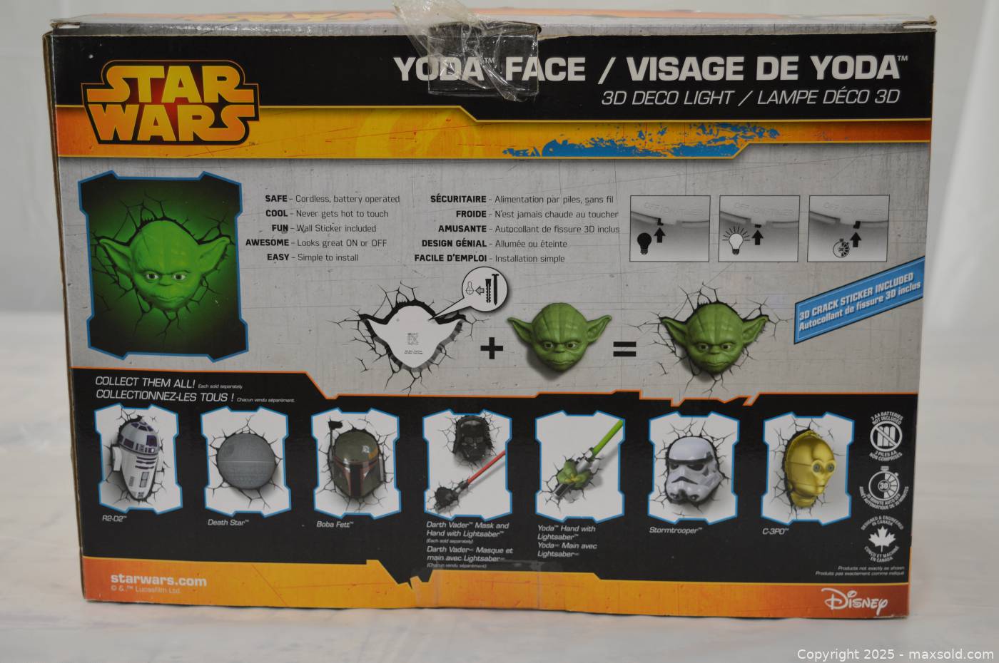 Star Wars Yoda Face 3D Deco light with 13 assorted toys | Maxsold
