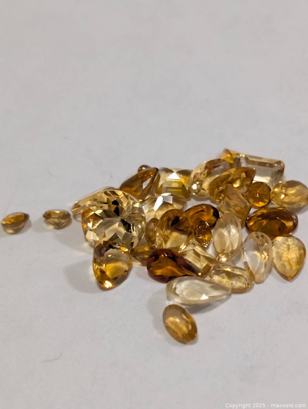 Loose faceted citrine gemstones approx 10ct | Maxsold