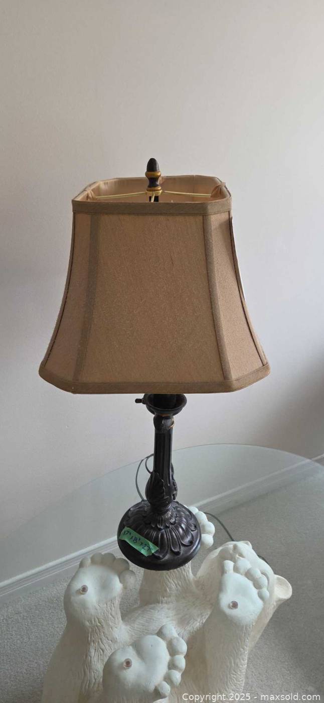 Two-bulb metal table lamp with shade | Maxsold