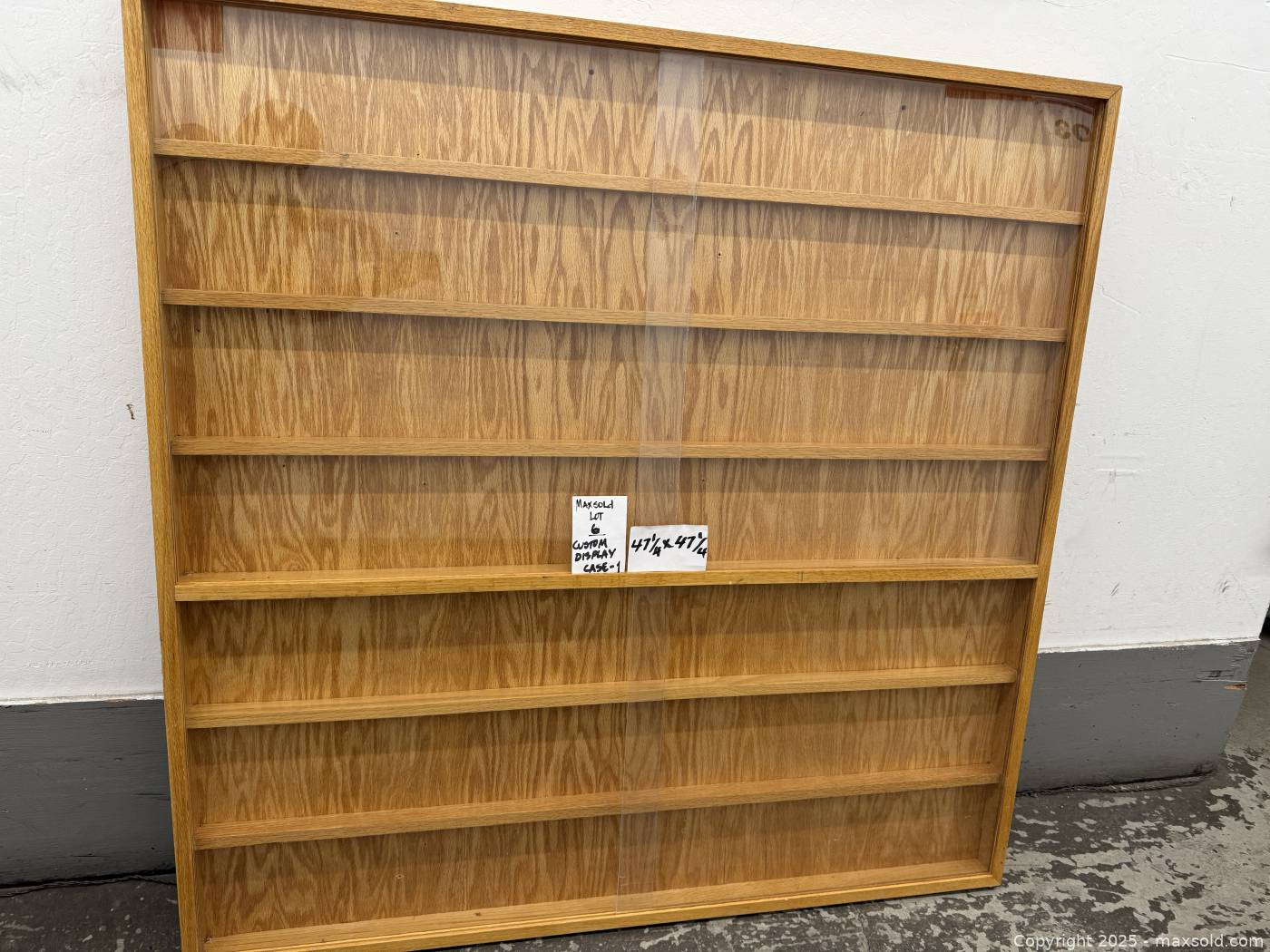 Custom wooden display rack 47" square | Maxsold