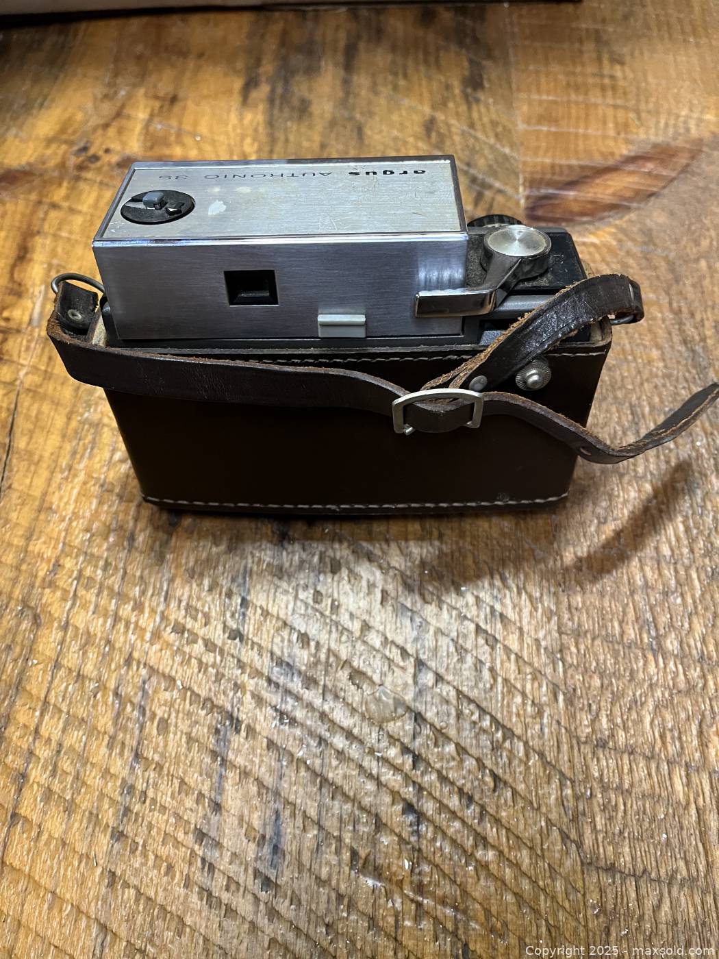 Argus F35 Cintar Compur 35mm Camera With Case | Maxsold