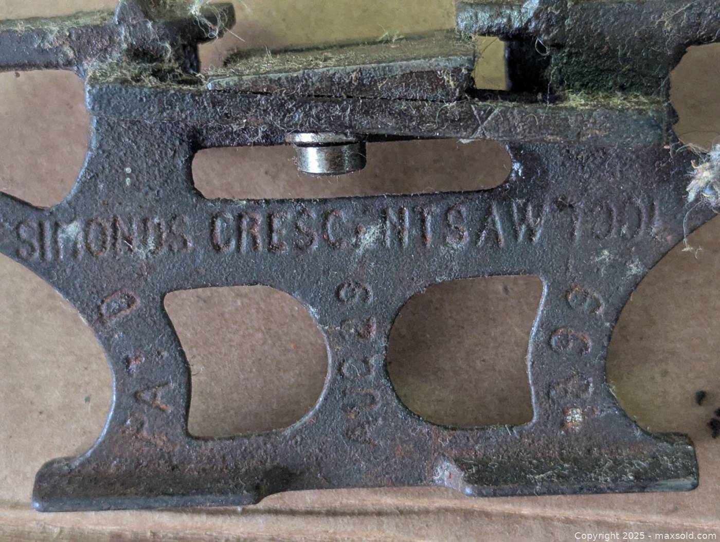 Three Simonds cast-iron saw raker gauges | Maxsold