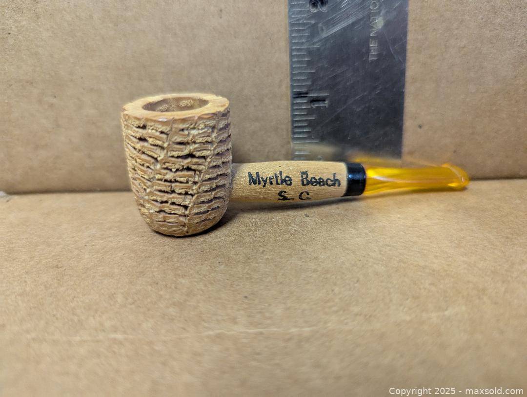 Vintage Myrtle Beach Missouri Meerschaum corn cob pipe | Maxsold