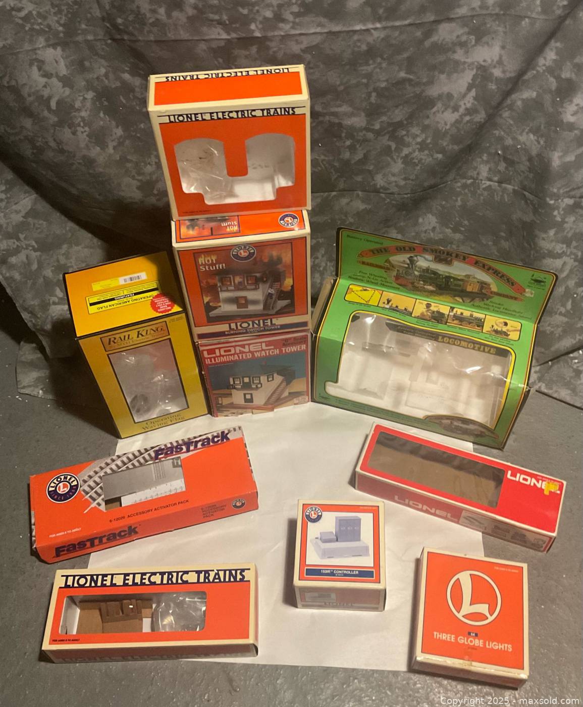 RailKing and Lionel Train Empty Boxes (10) | Maxsold