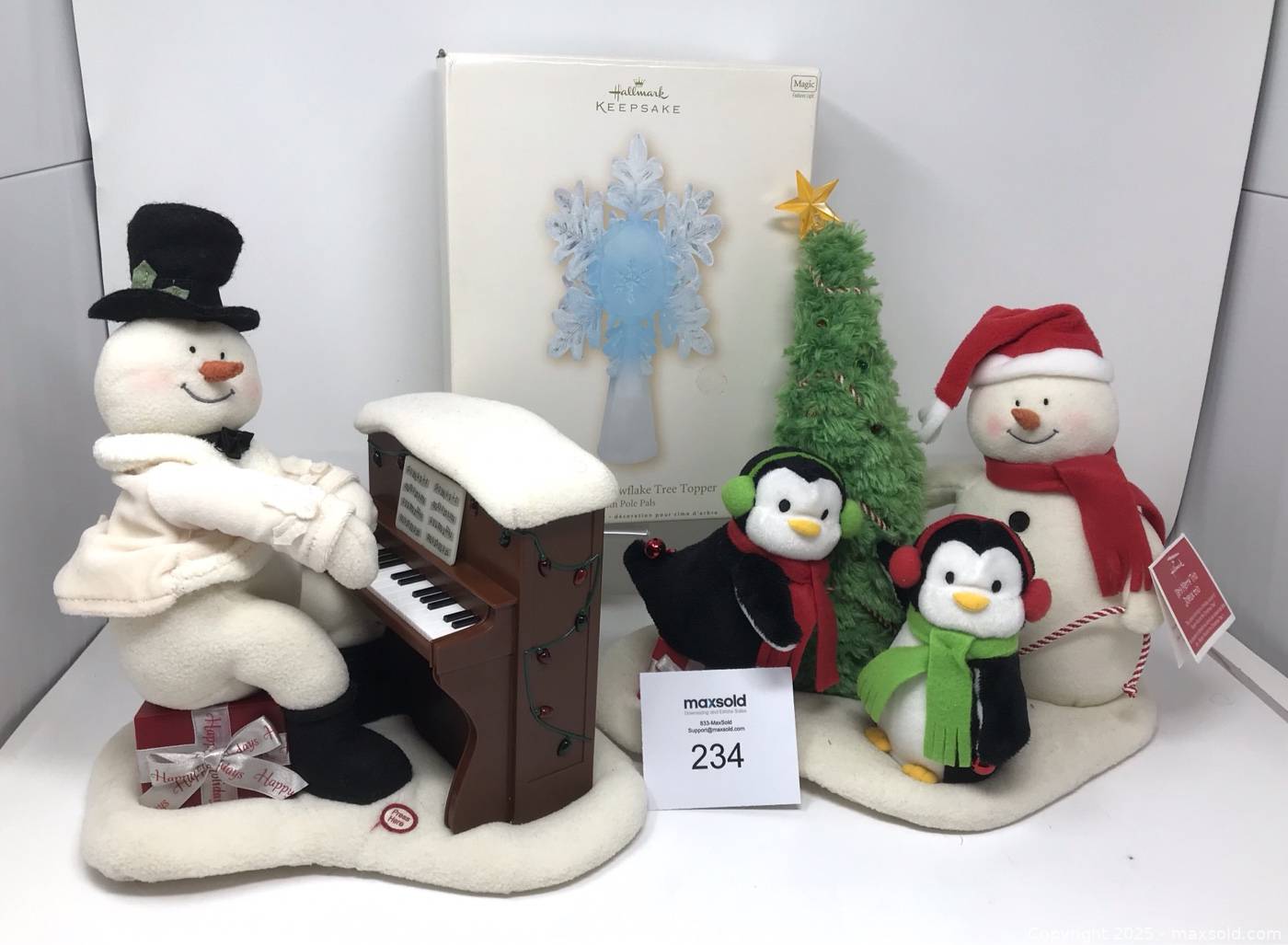 Hallmark Jingle Pals Animated Plush & Snowflake Tree Topper | Maxsold