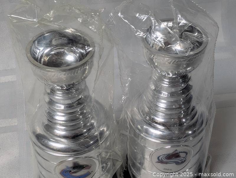 Pair of 5" NHL Mini Stanley Cup Replicas | Maxsold