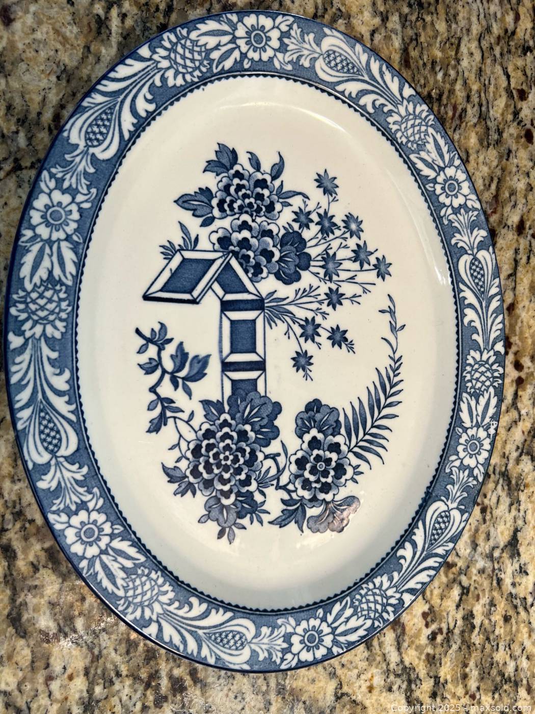 Decorative Serving Platters | Maxsold