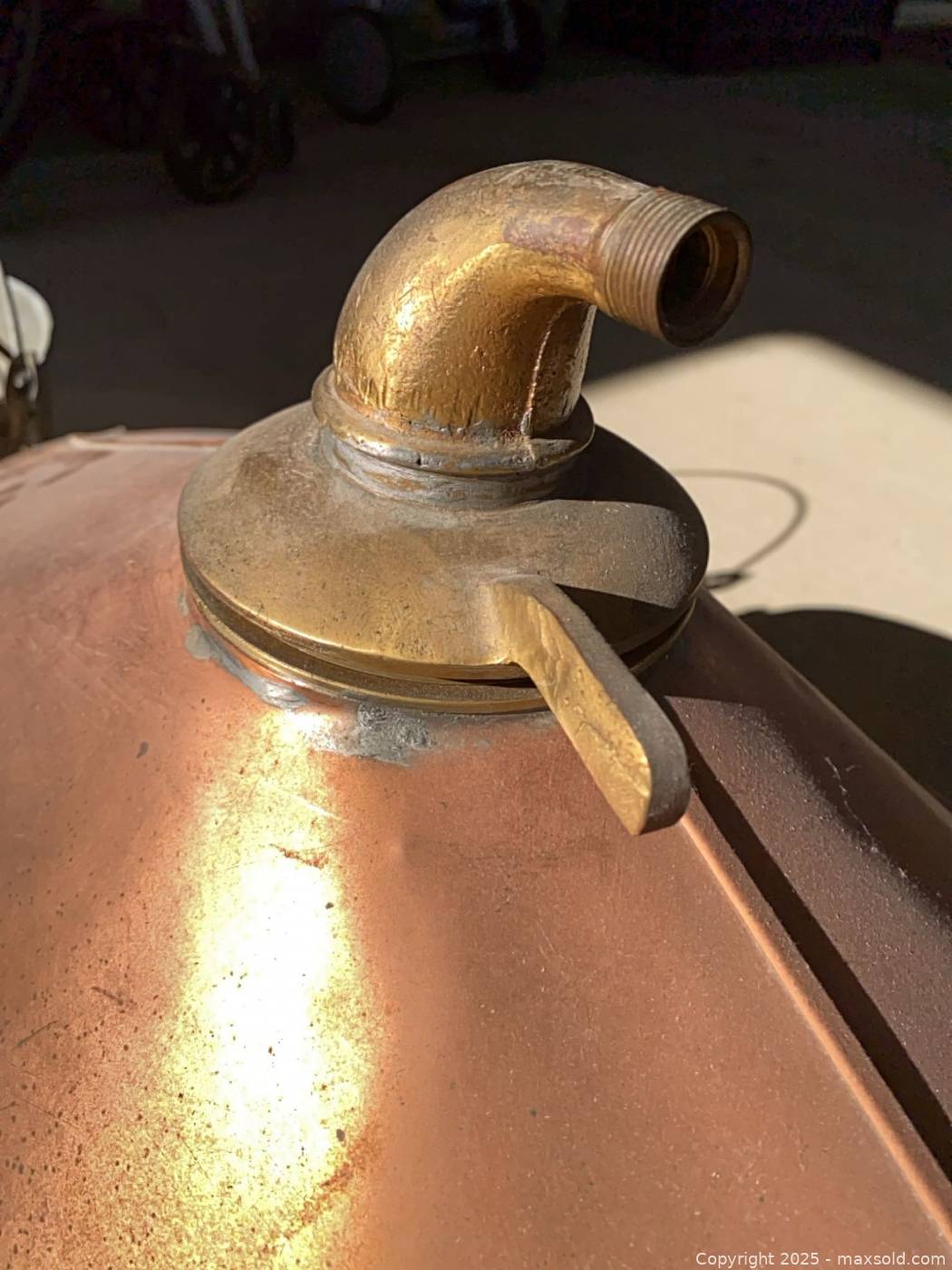 Vintage copper moonshine still pot with condenser | Maxsold
