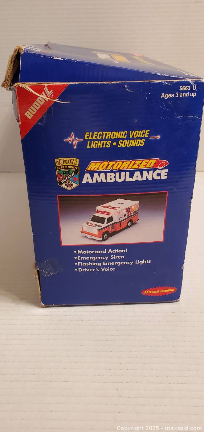 Buddy L 1994 12-inch Motorized Ambulance new in box | Maxsold