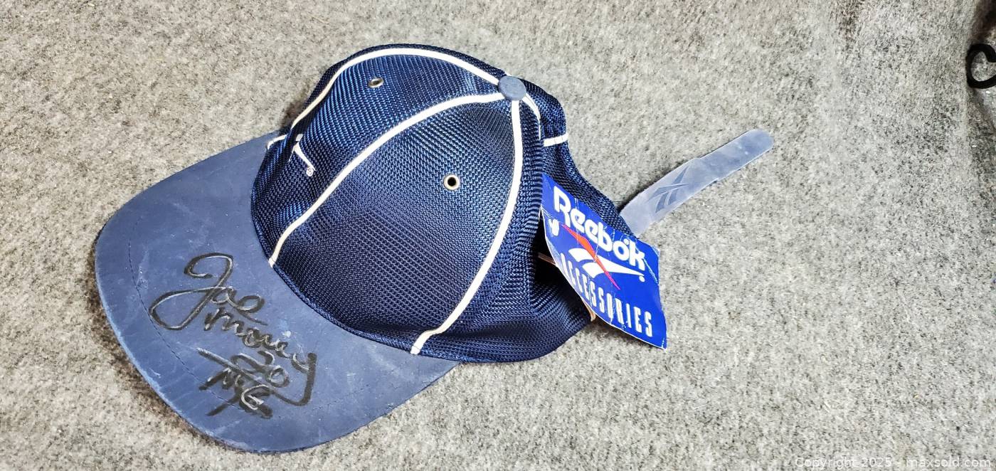Autographed Reebok baseball cap | Maxsold