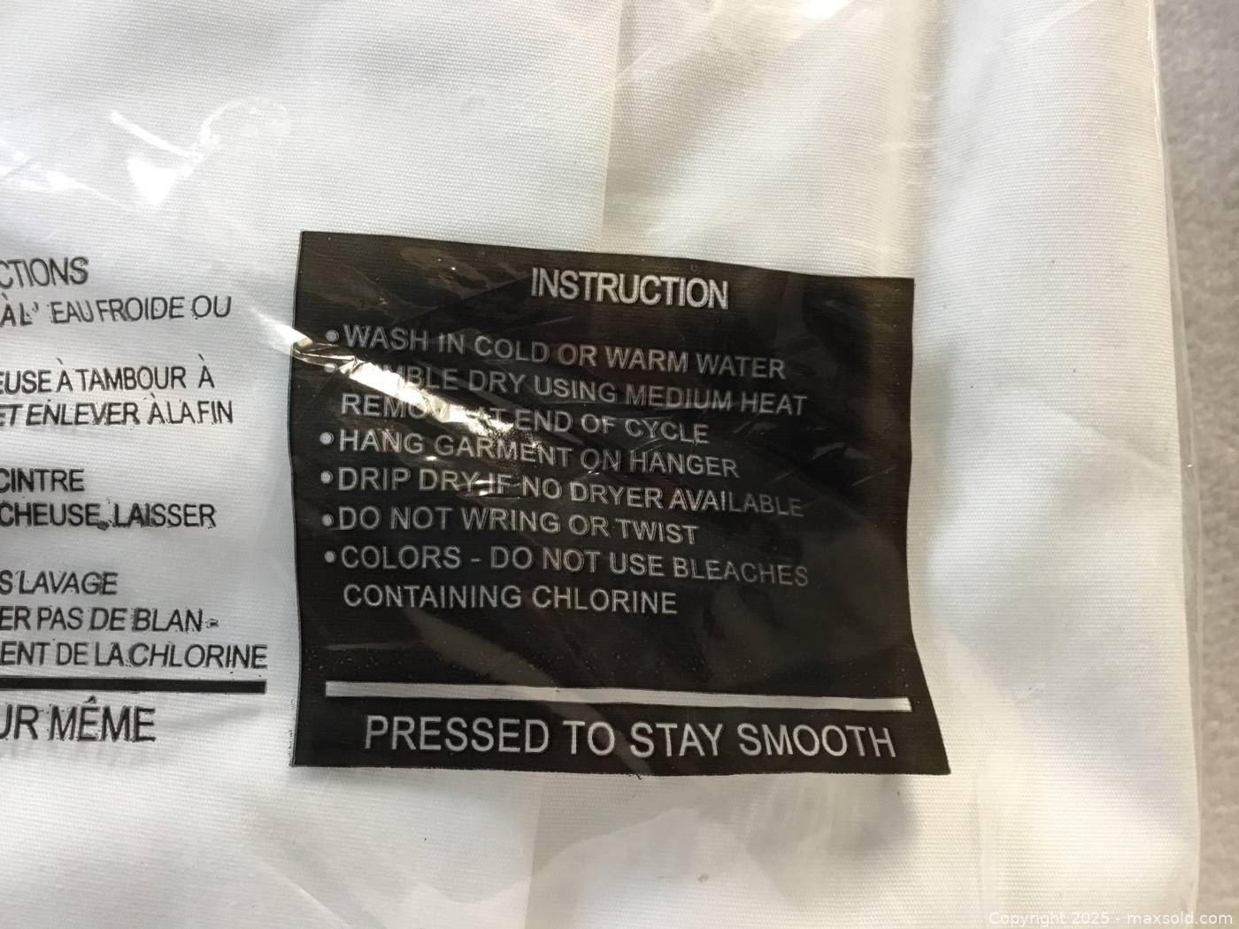 Gold Star white short-sleeve uniform shirts M | Maxsold