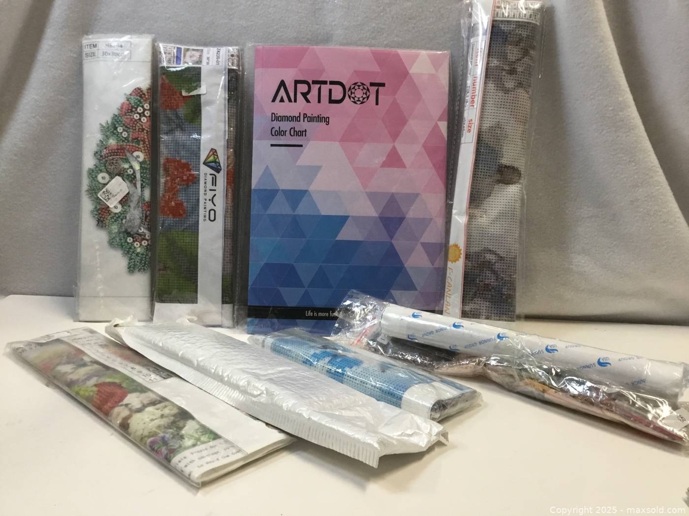 7 Diamond Painting Kits & Artdot Color Chart | Maxsold