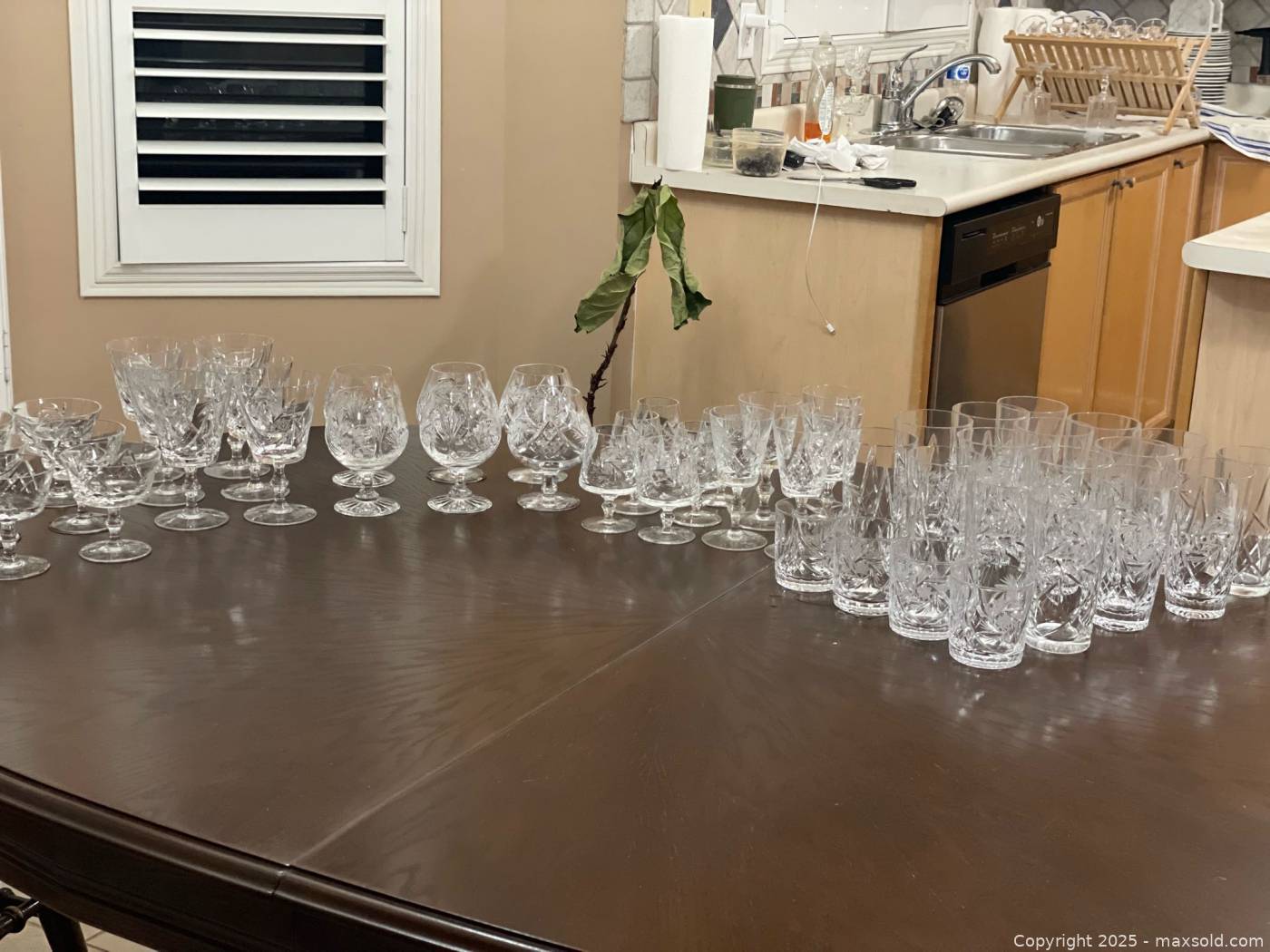 49-Piece Fine Cut Crystal Glassware Collection | Maxsold