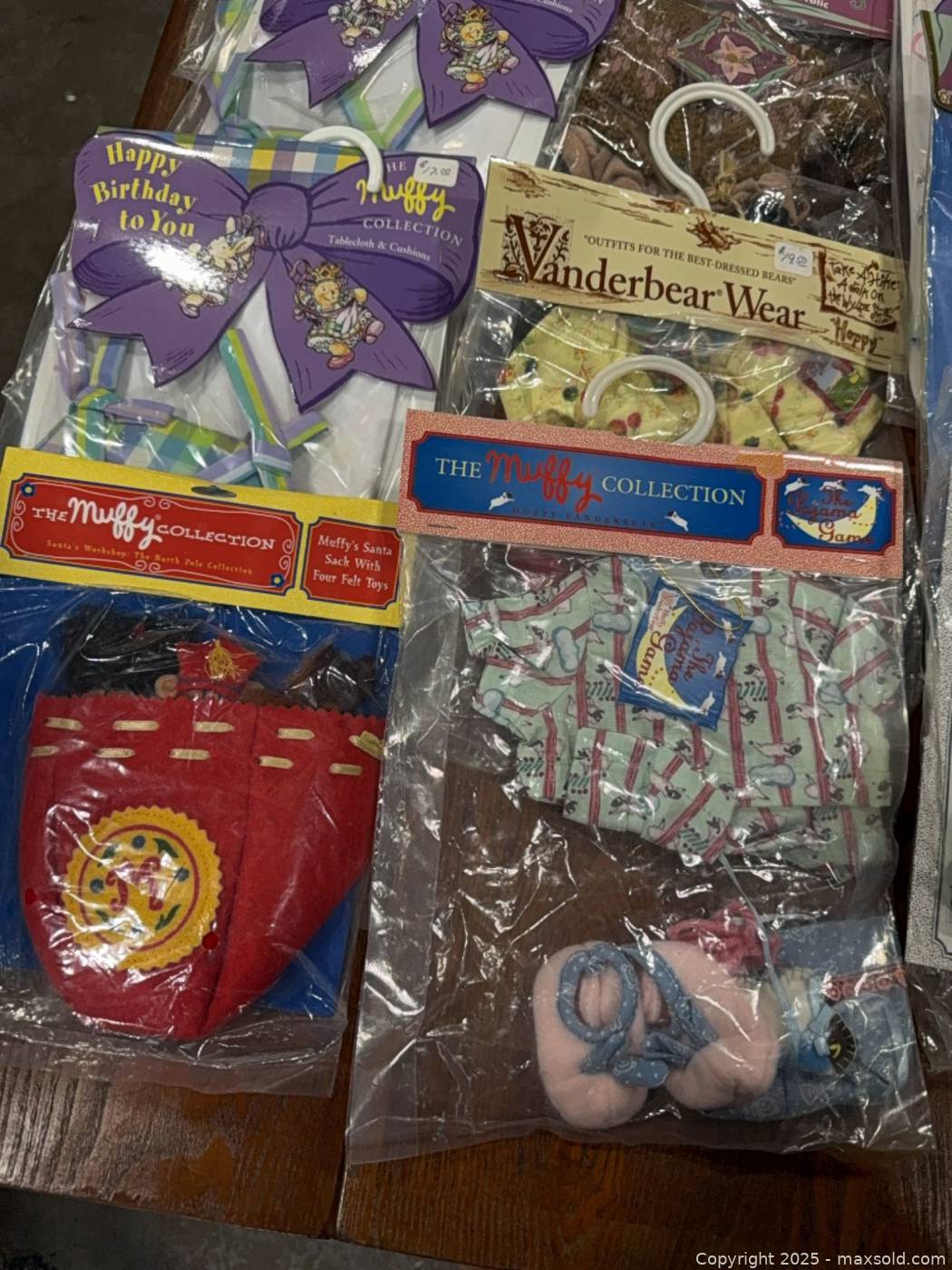 Muffy VanderBear doll clothing lot | Maxsold